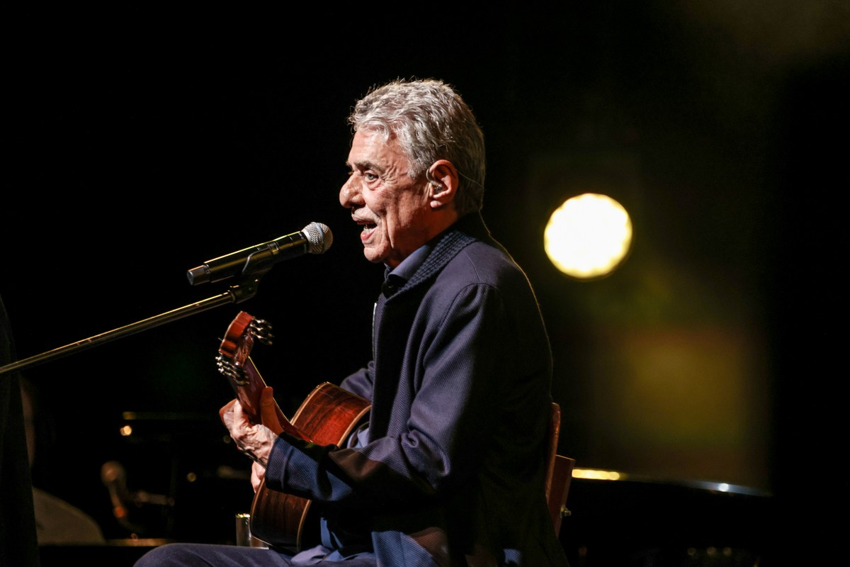 Chico Buarque abre mais duas datas da turnê 'Que tal um Samba?' em São ...