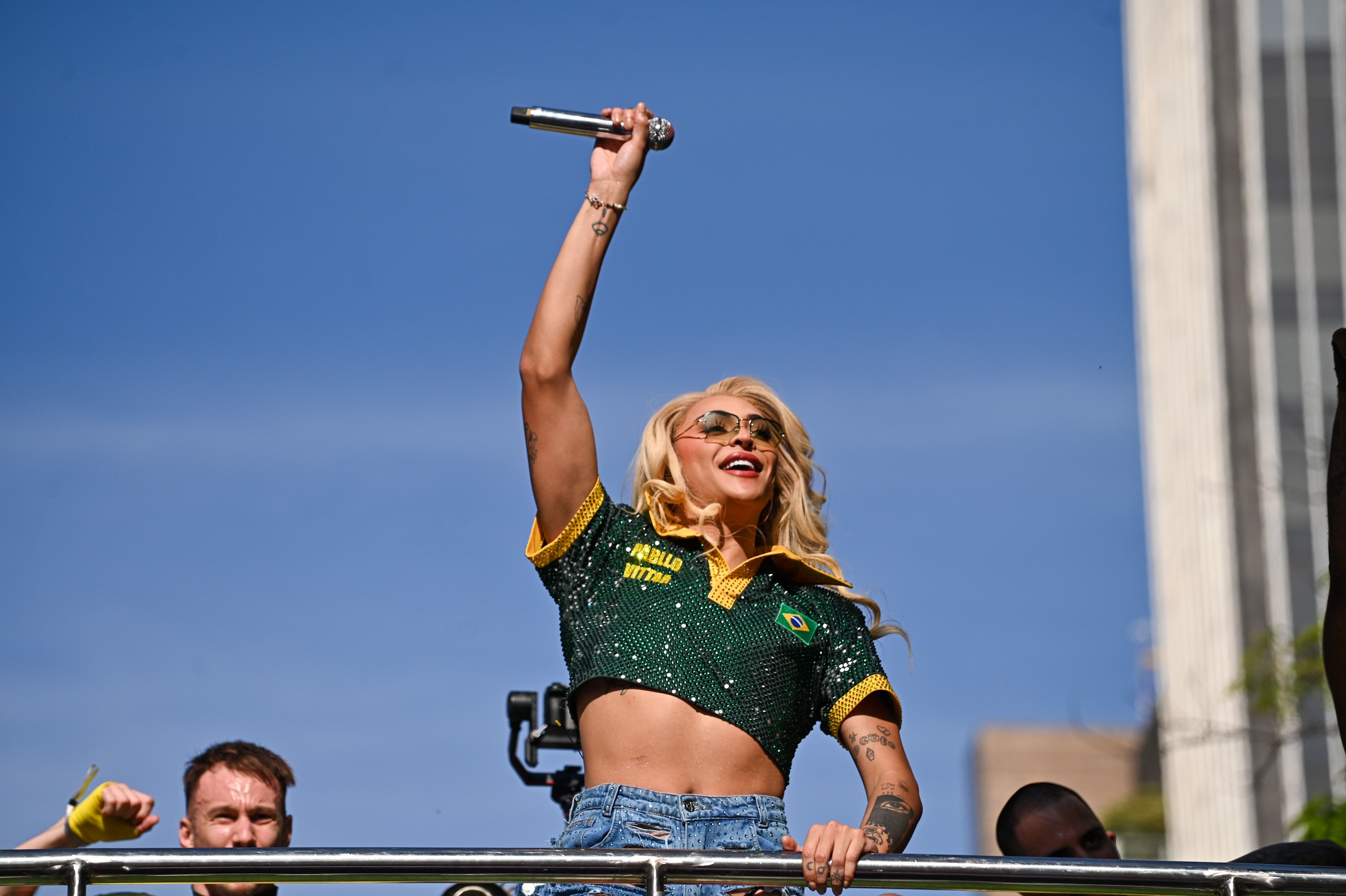 Pabllo Vittar e Urias são confirmadas como atrações da Parada LGBT+ | G1