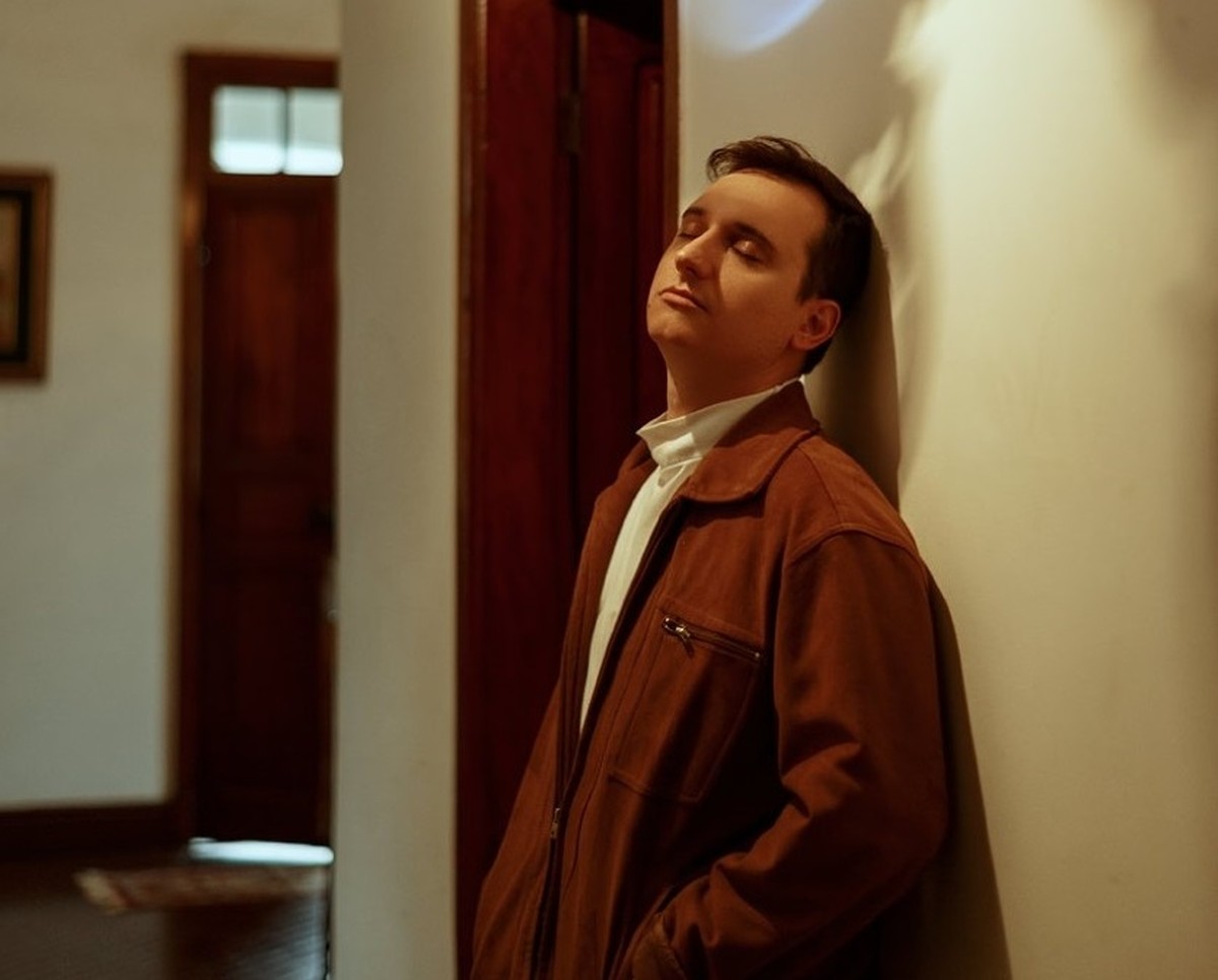 Cantor Fred Balloni estreia carreira com show gratuito em Presidente ...