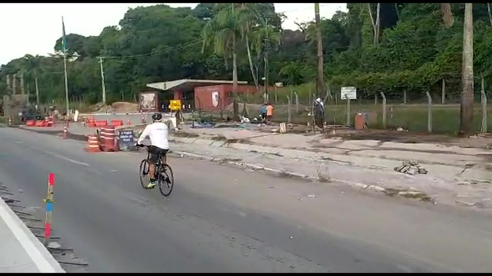 Imagens mostram como era e como ficou local do acampamento bolsonarista ...