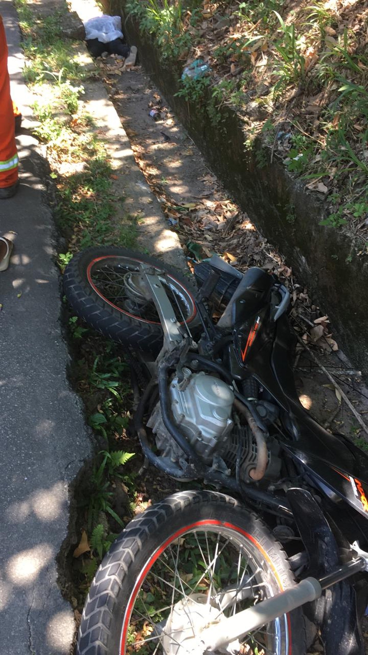 Motociclista morre em batida com carro na Rio-Santos, em Angra dos Reis | Sul do Rio e Costa ...