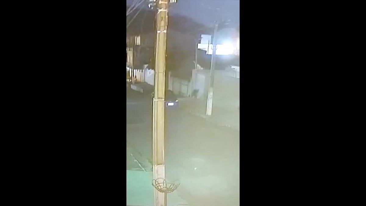 Policial Civil Atira Contra Bandidos Em Tentativa De Assalto Na Zona