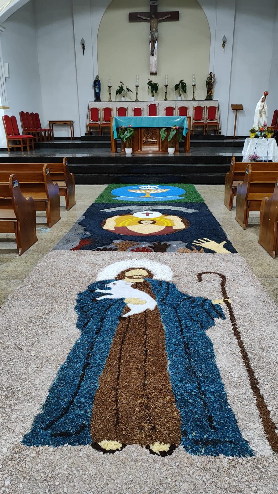 Fiéis montam tradicionais tapetes de Corpus Christi no Sul do Rio e ...