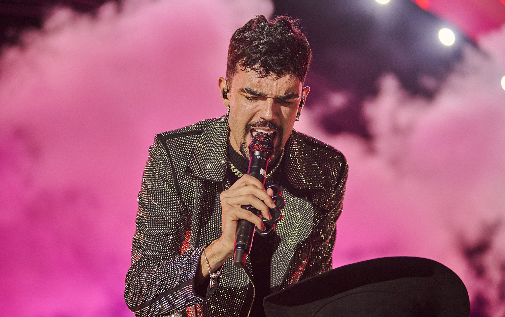 Luan Pereira supera problema técnico, faz farra com Ana Castela e vai ...