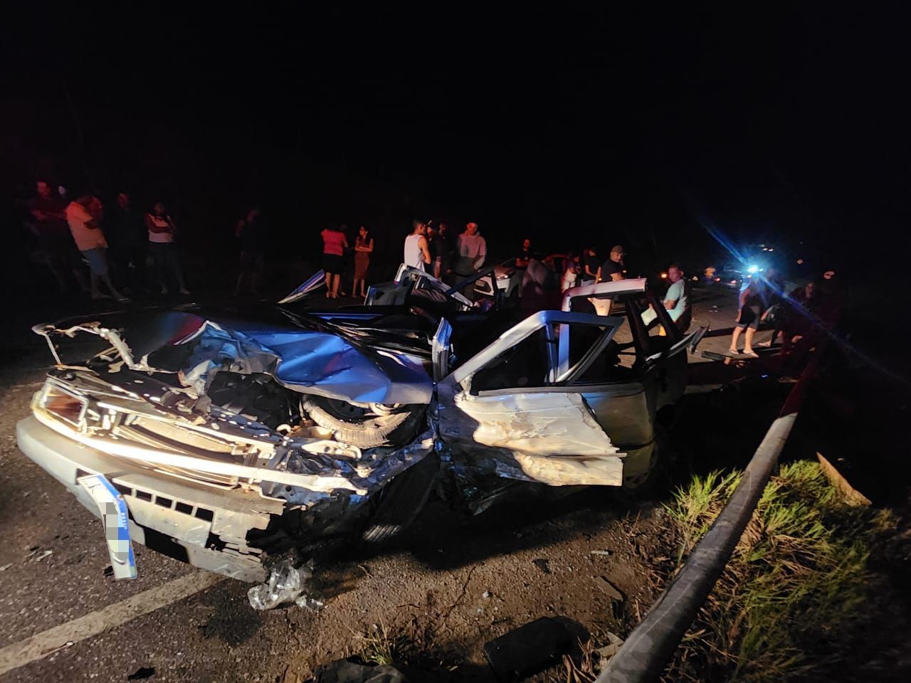 Homem morre e duas pessoas ficam feridas em acidente de trânsito em Santa Luzia do Itanhy ...