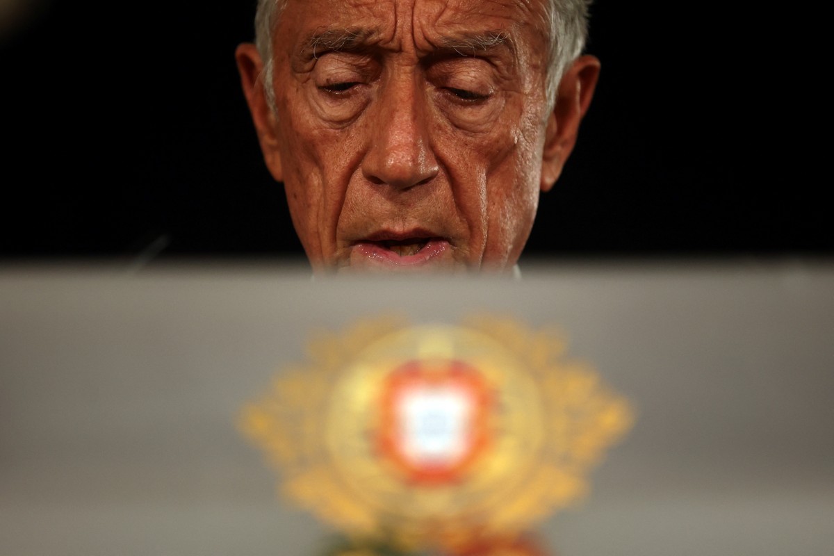 Presidente de Portugal não dissolve Parlamento, mas diz que será mais ...
