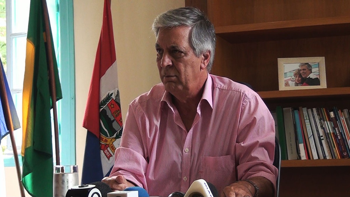 Mário Tricano retorna à Prefeitura de Teresópolis, RJ, após quatro ...