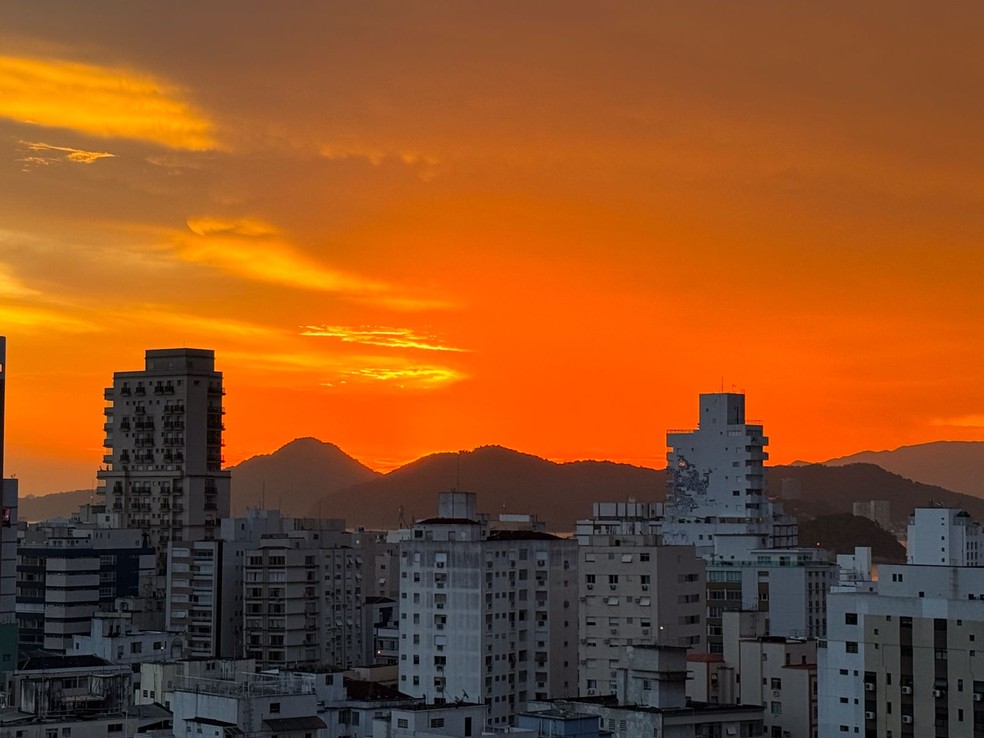 O Sol No Ceu A Sombra Projetada No Céu: Um Fenômeno Astronômico
