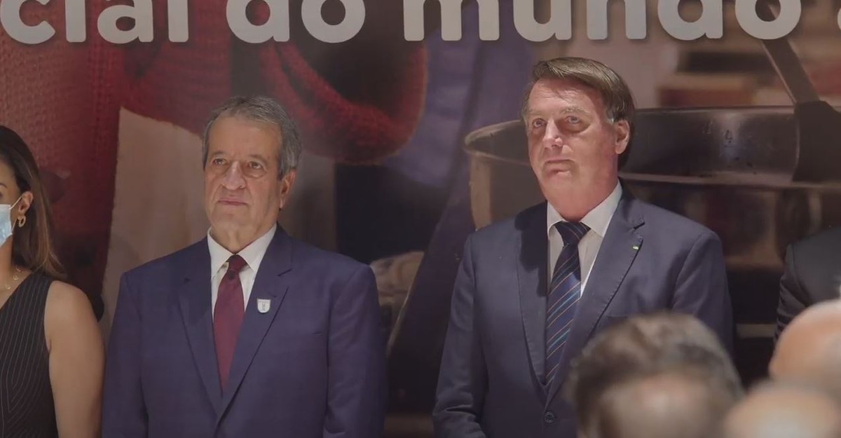 PL diz que Bolsonaro será presidente de honra do partido e vai receber ...