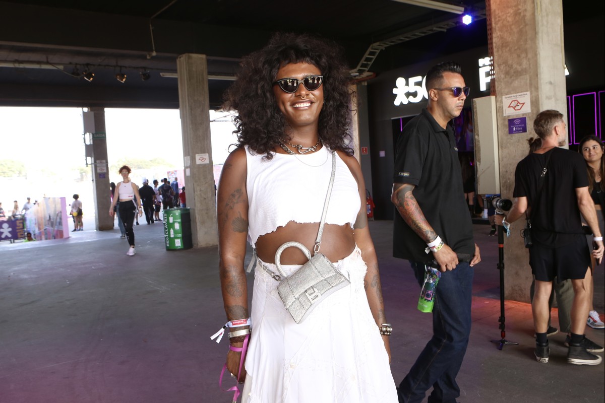 Liniker, Tulipa Ruiz e Melly comemoram três anos da plataforma # ...