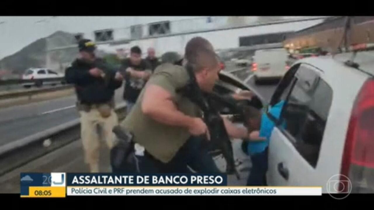 VÍDEO: polícia prende na Ponte suspeito de integrar quadrilha que ... VÍDEO: polícia prende na Ponte suspeito de integrar quadrilha que ...