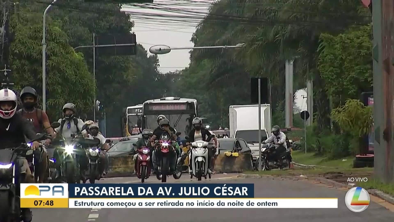 Desmontagem de passarela com risco de queda causa transtornos em Belém | G1
