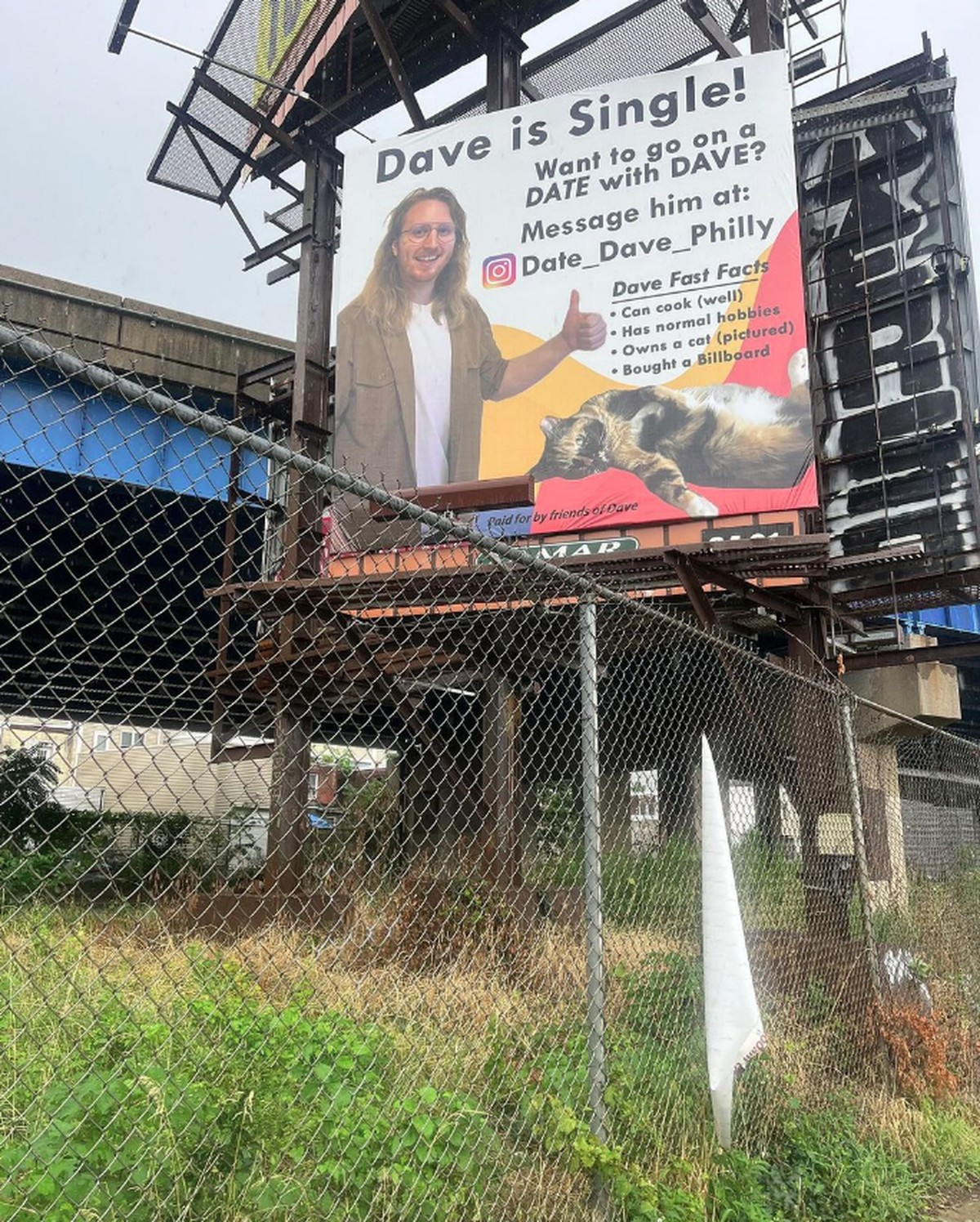 Tinder das antigas: americano de 28 anos gasta R$ 6,3 mil em outdoor ...