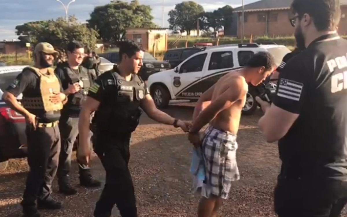 Polícia Prende 20 Suspeitos De Integrar Quadrilha Especializada Em