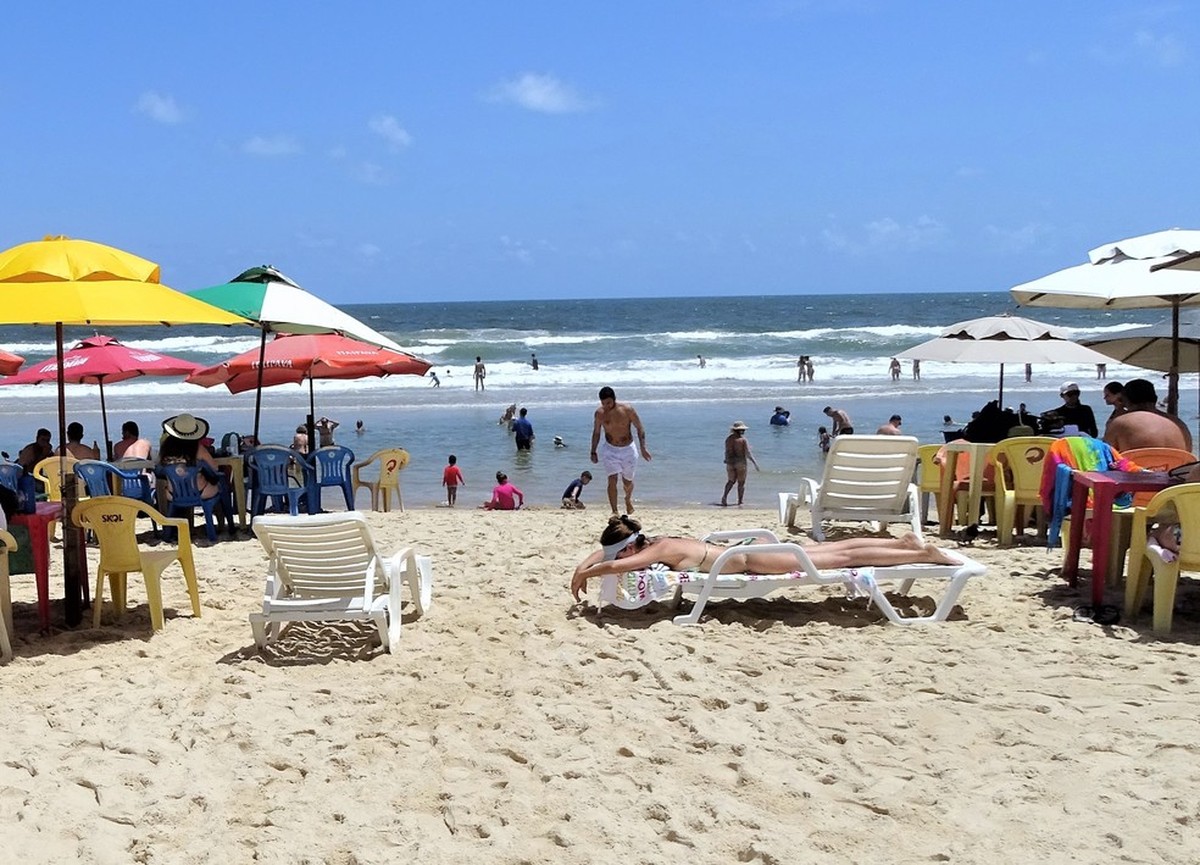 Fortaleza tem 22 praias próprias para banho neste fim de semana; veja ...