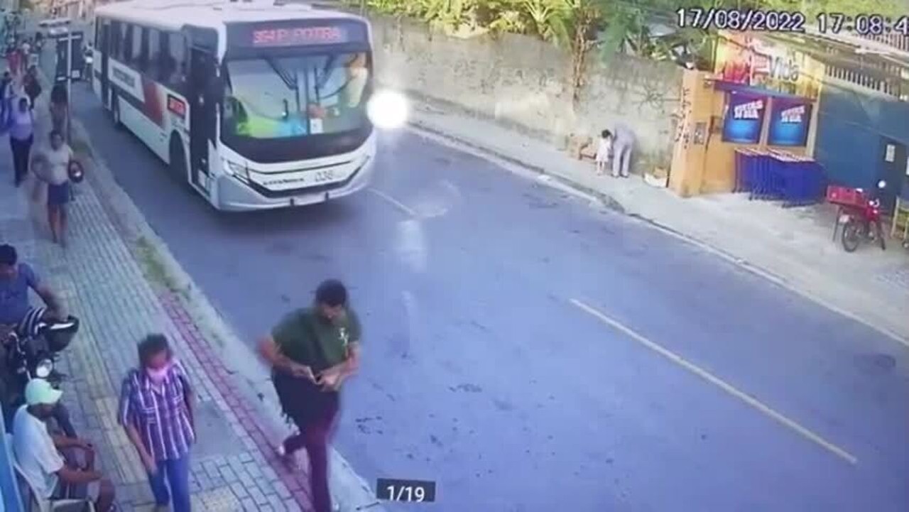 Homem é morto a tiros em avenida movimentada da Grande Fortaleza ...