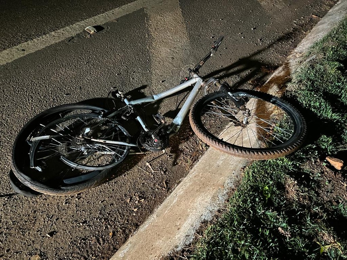 Ciclista Morre Atropelado Por Caminhão Na Br 277 Em Guaraniaçu Oeste