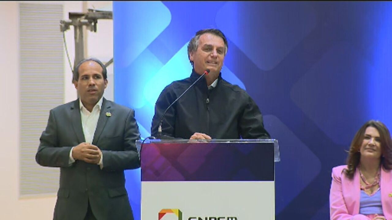 Bolsonaro participa de feira de nióbio e inaugura estruturas no ...