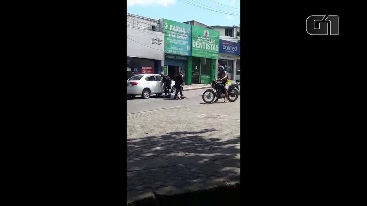 Polícia Prende Suspeito De Assalto Em Santa Cruz Na Zona Oeste Do Rio