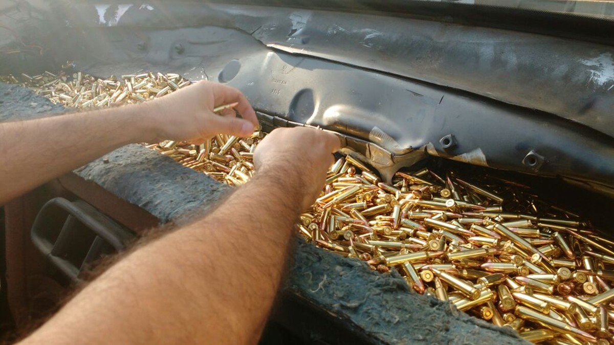 Polícia Apreende Milhares De Munições De Pistola E Fuzil De Uso