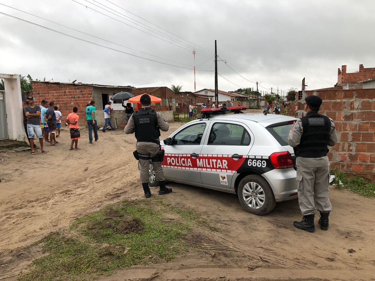 Homem é Morto A Facadas Após Suposta Tentativa De Assalto Em Santa