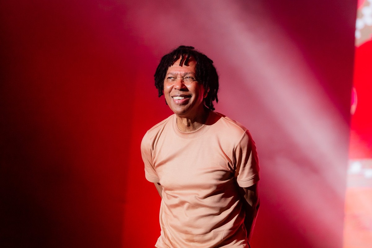 Djavan faz show em João Pessoa neste domingo (17); veja informações ...