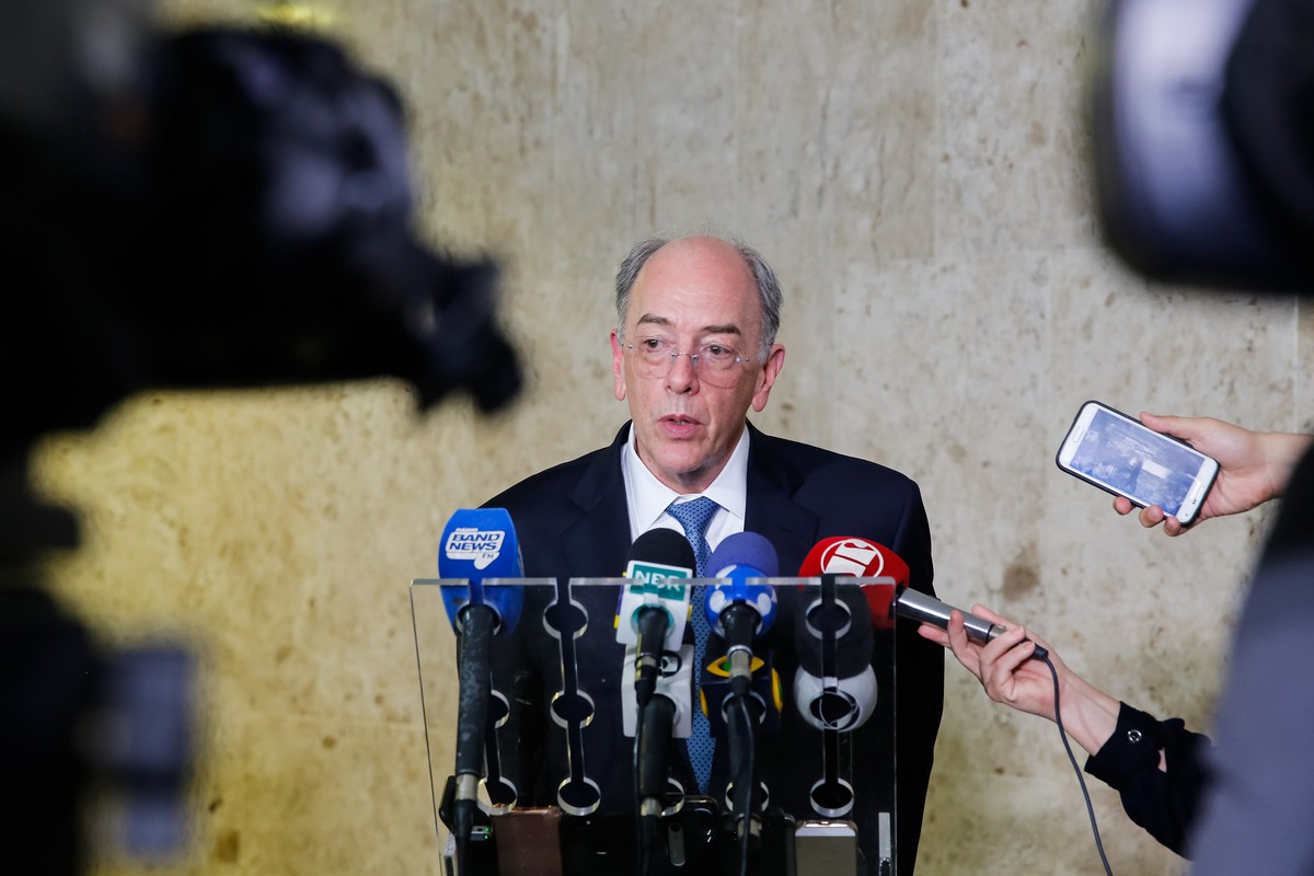 Pedro Parente permanece como CEO da Petrobras, diz estatal | Economia | G1