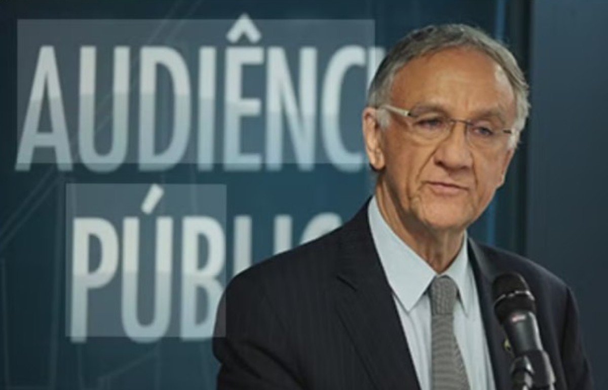 Morre Luiz Roberto Alves, professor da ECA-USP e intelectual | G1