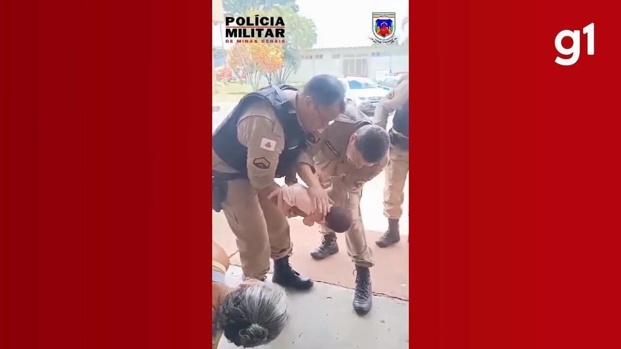 VÍDEO: Recém-nascida de 17 dias se engasga e é salva pela PM em MG