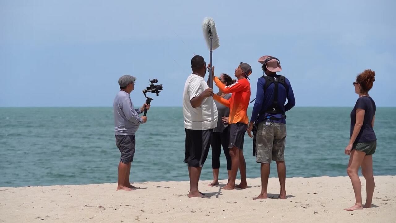 Equipe de reportagem mostra os bastidores das gravações no litoral do ...