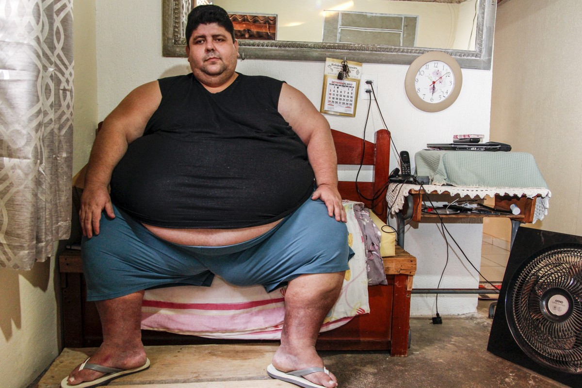 Homem com 286 quilos pede ajuda para emagrecer: 'Discriminado desde que ...
