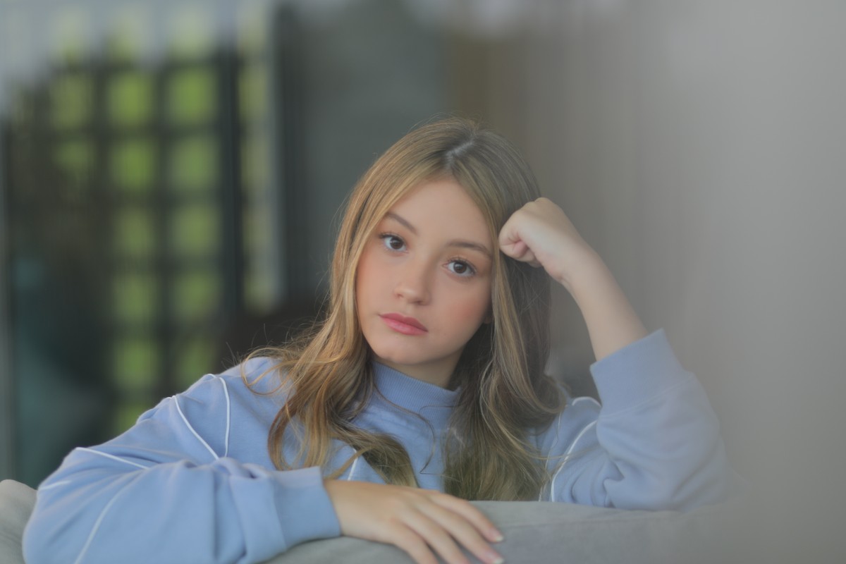 Conheça Anna Mel: cantora de 14 anos de Ubá já grava com grandes nomes ...