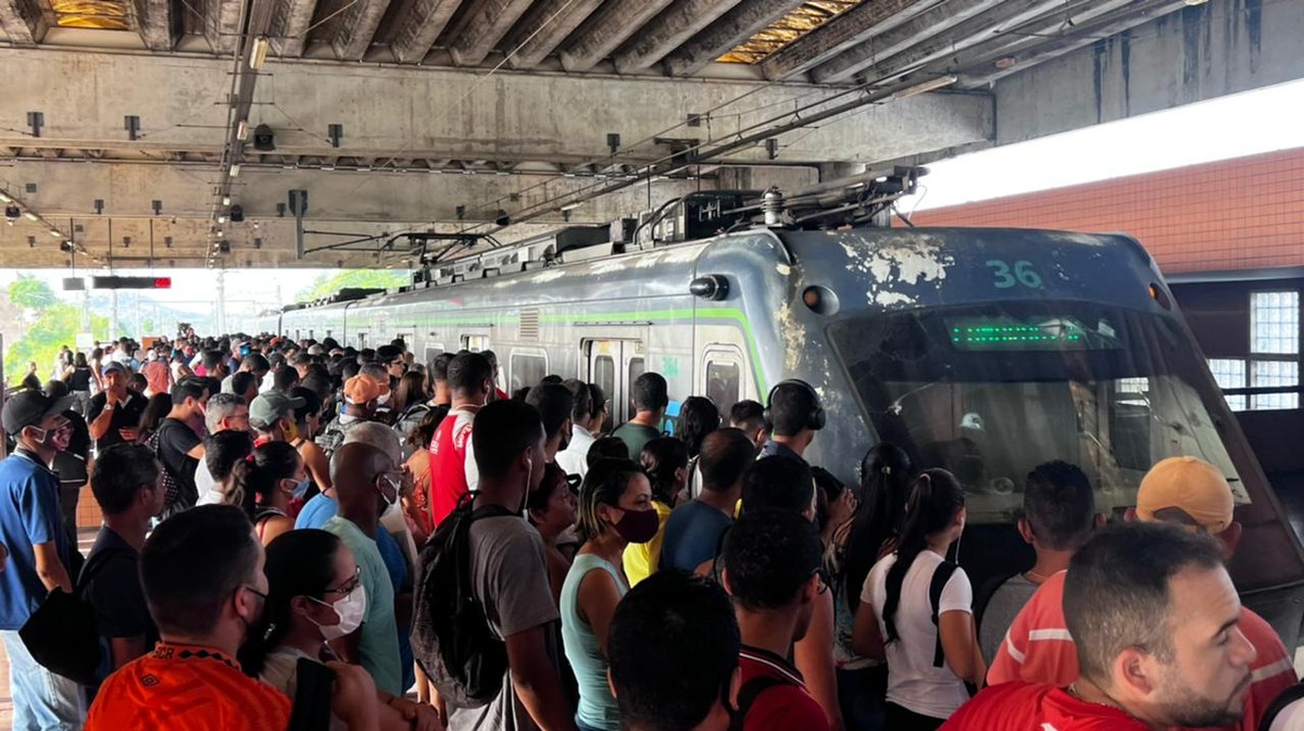 Metrô do Recife funciona em horários normais nesta sexta | Pernambuco | G1