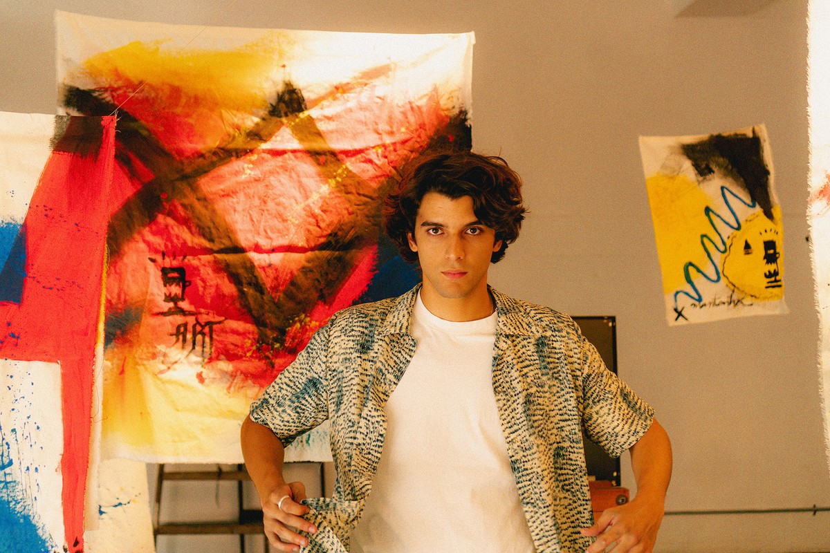 Cantor carioca de 24 anos, Chady soa fiel ao rock no primeiro single ...