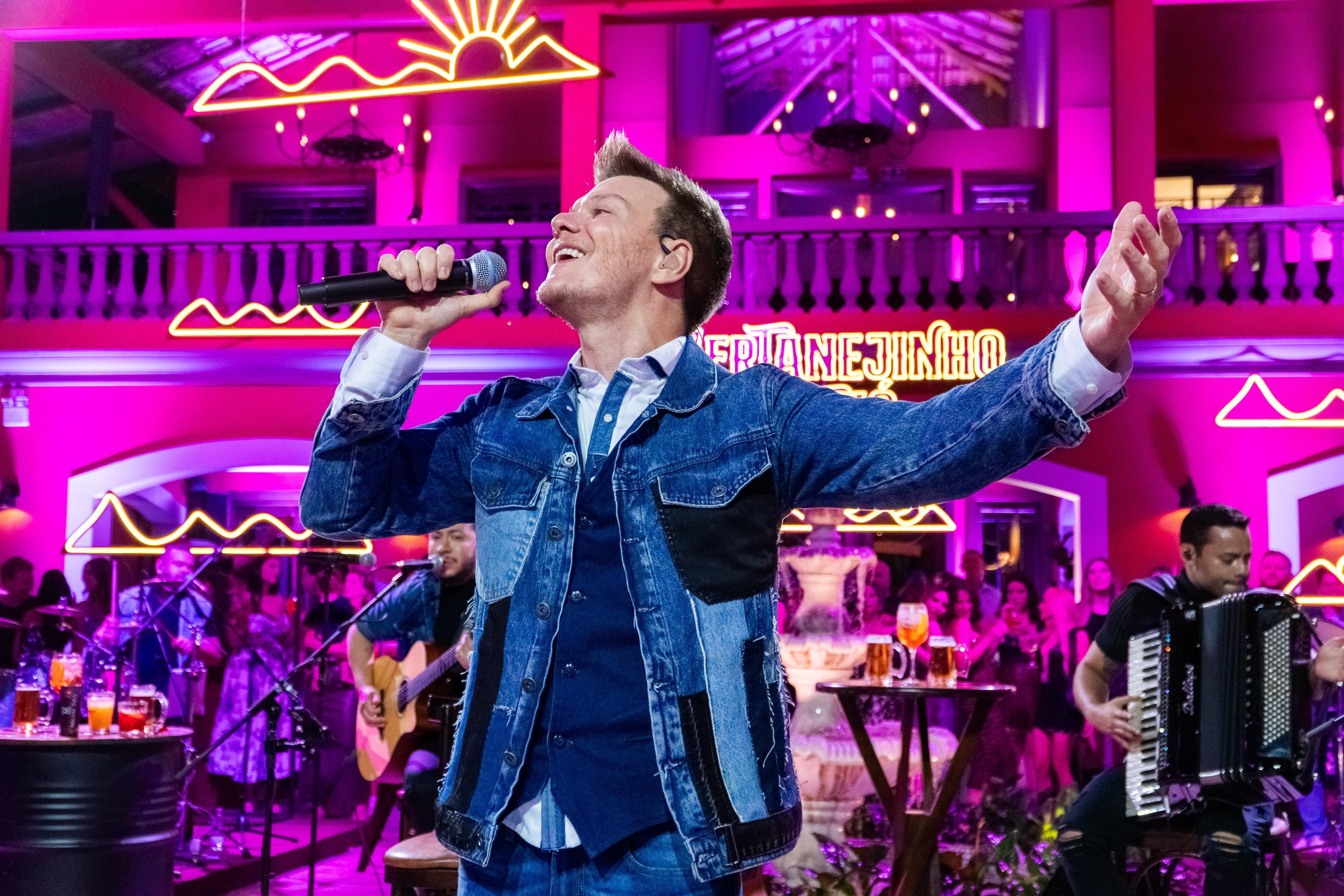 Michel Teló e Orquestra do Sesi se apresentam em show gratuito em ...