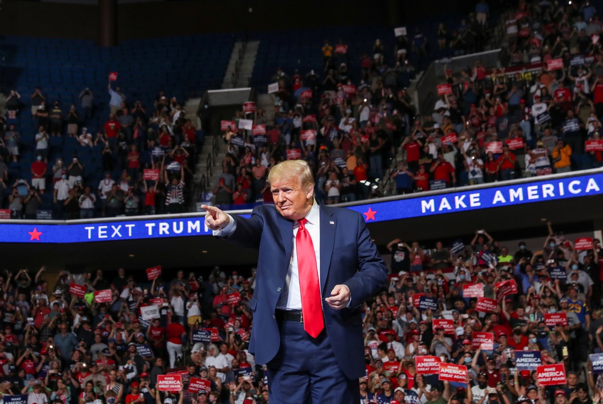 Trump faz primeiro comício desde início da pandemia | Eleições nos EUA ...