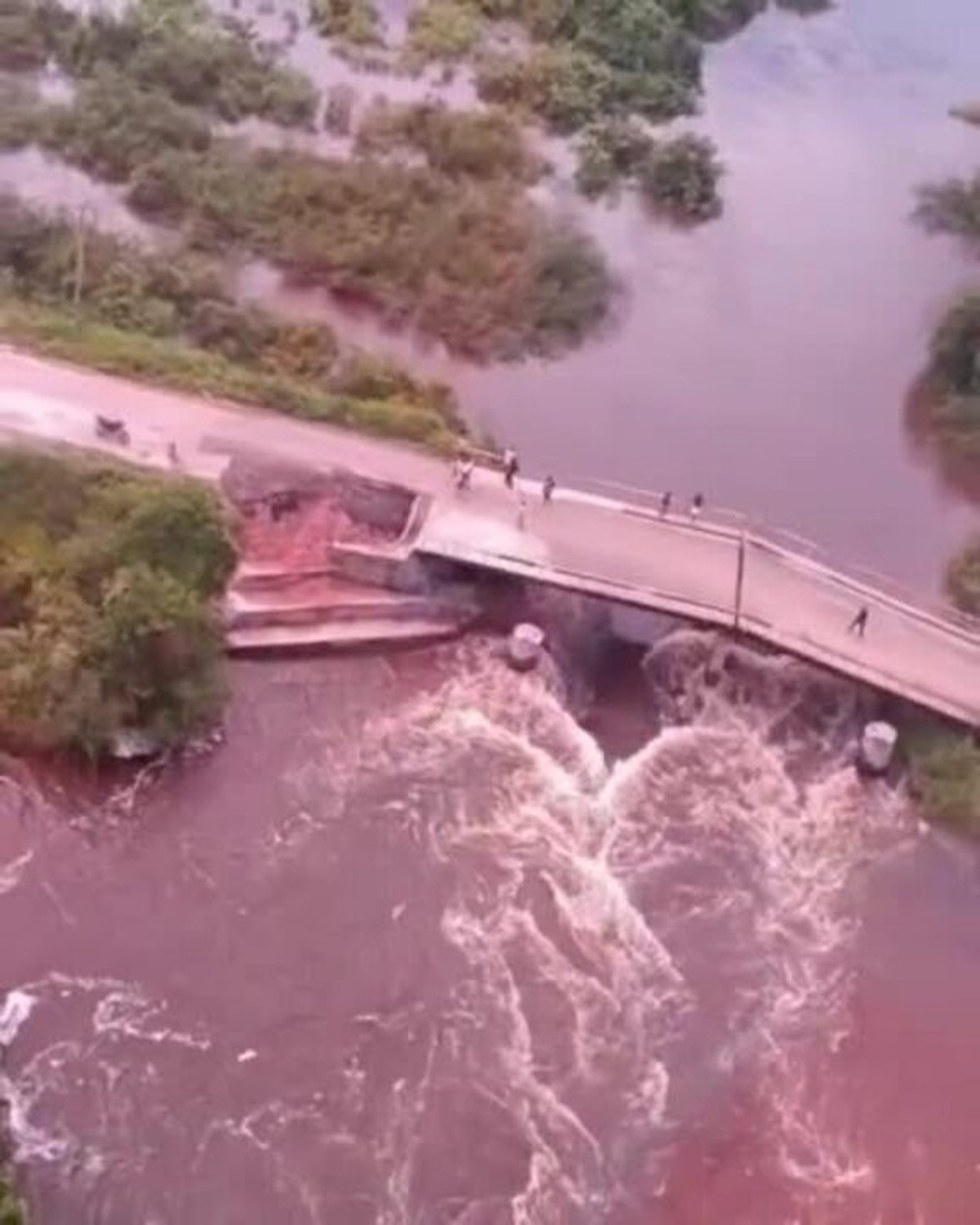 Por Risco De Desabamento Ponte Que Dá Acesso A Cidade No Maranhão é