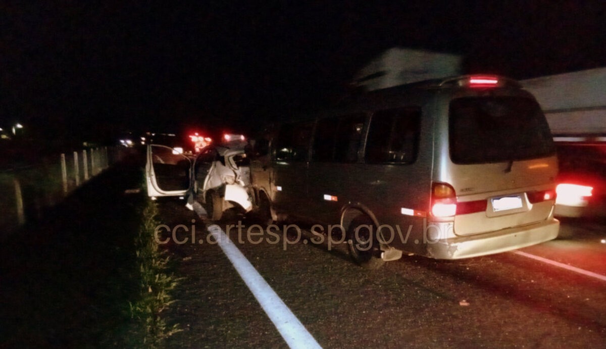 Engavetamento entre veículos deixa 9 pessoas feridas na SP-340 em Mococa | São Carlos e ...