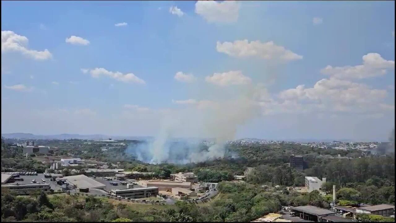 Onda de calor: bombeiros registram mais de 20 incêndios em Belo Horizonte e Região nos últimos ...