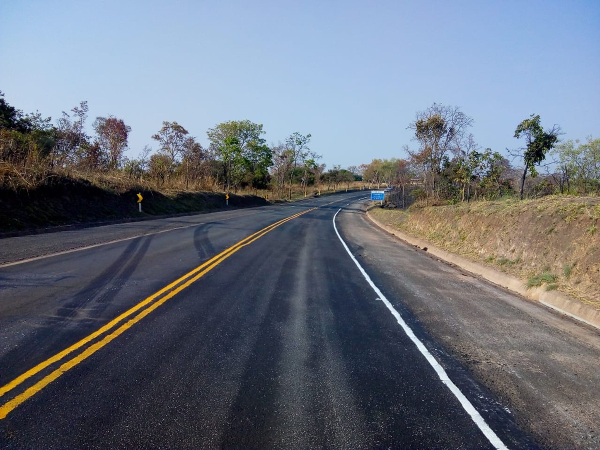 Estradas que ligam a Zona da Mata e Vertentes apresentam pontos ...