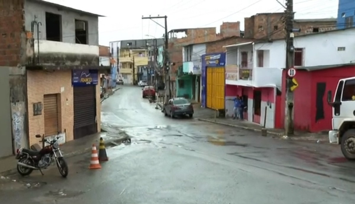 Ônibus Voltam A Circular No Bairro Da Paz Em Salvador Após Parada Por