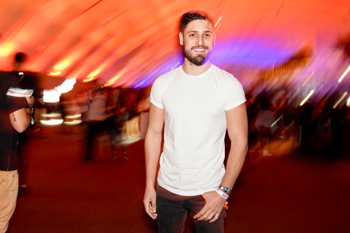 'Estou meio enferrujado para conhecer alguém', diz Daniel Rocha no Rock ...