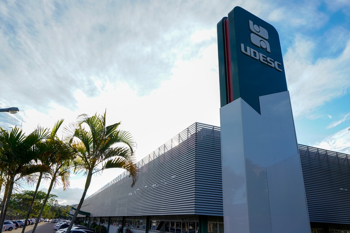 Candidata que largou emprego após ser convocada por engano em concurso ...