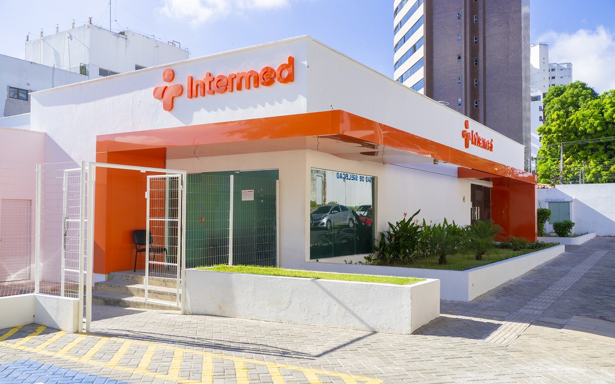 Intermed realiza pesquisa de satisfação com clientes | SOS Unimed | G1