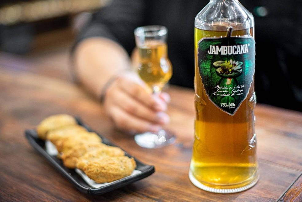 jambu cachaça