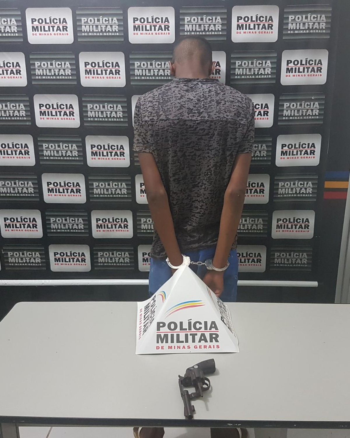 Rapaz rouba dinheiro de idoso e volta à residência dele para devolver ...