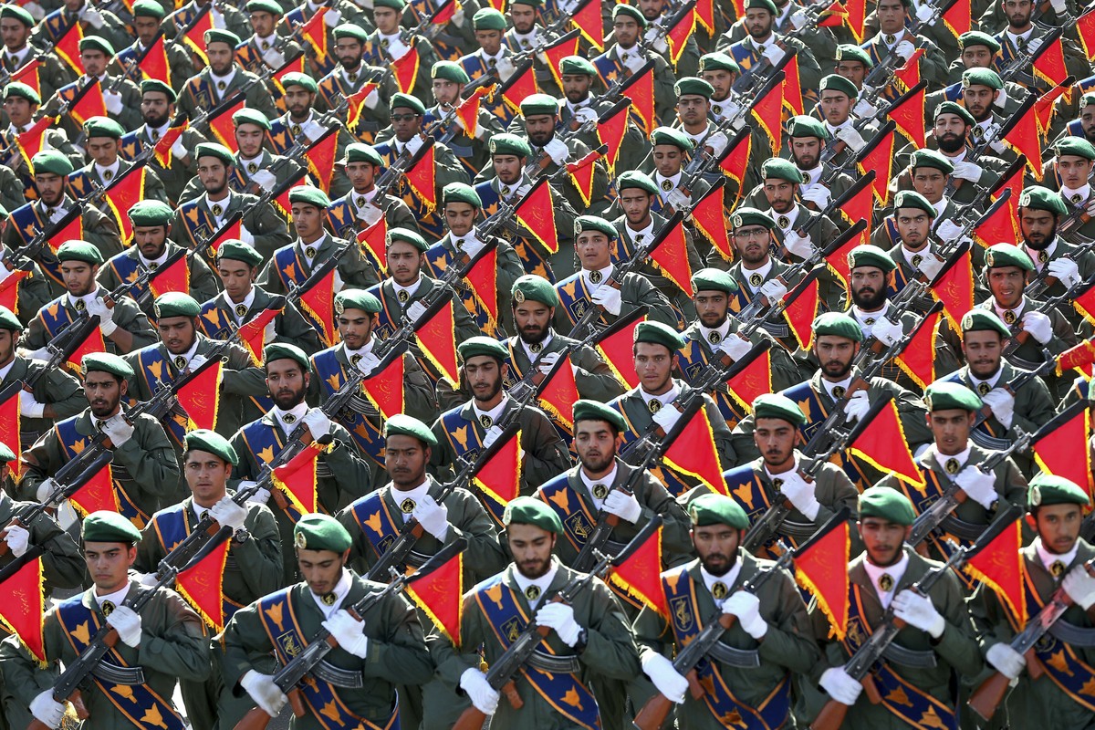 Qual o tamanho do poderio militar do Irã? | Mundo | G1