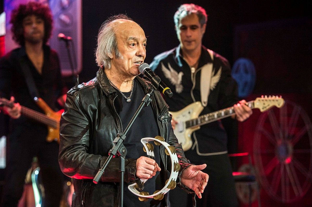 Erasmo Carlos foi pioneiro do rock nos anos 60 e fez história com a ...