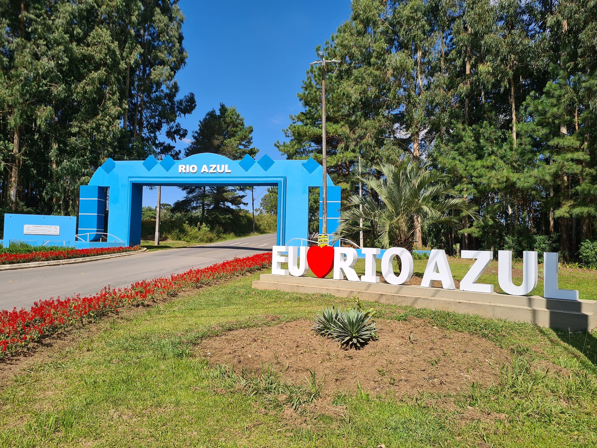 Prefeitura de Rio Azul oferta PSS com 9 vagas; salários chegam a R$ 6,4 ...