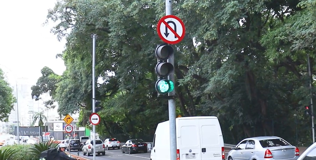 Emdec prevê instalar, em até 1 ano, 70 semáforos 'inteligentes' que ...